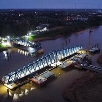 German railway engineers float in 1,800t rotating part - Bridge Design ...