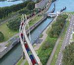 Contracting team chosen for Rotterdam port bridges - Bridge Design ...