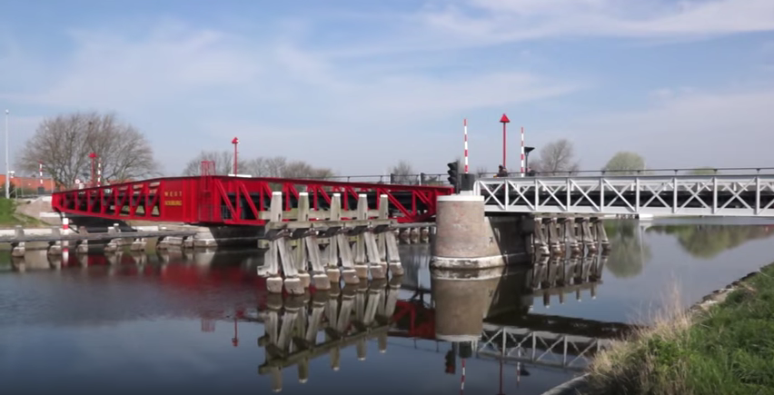 New FRP deck on Dutch swing bridge - Bridge Design & Engineering (Bd & e)
